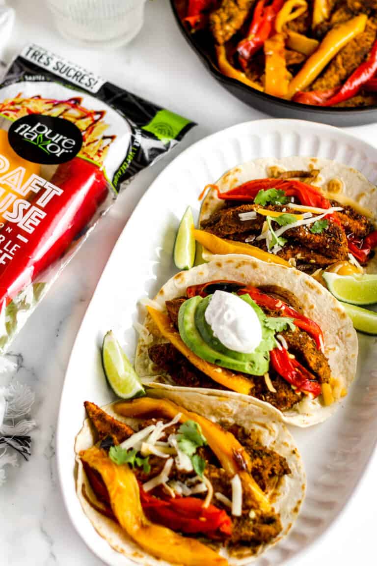 Spicy Chicken Fajitas with Grilled Peppers - doublethespoonfuls.com